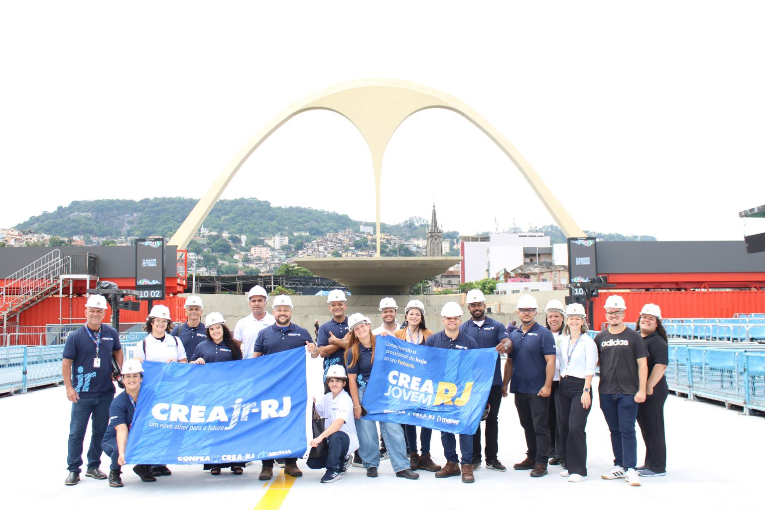 Programa CREA JR-RJ leva estudantes de Engenharia a visita técnica no ...